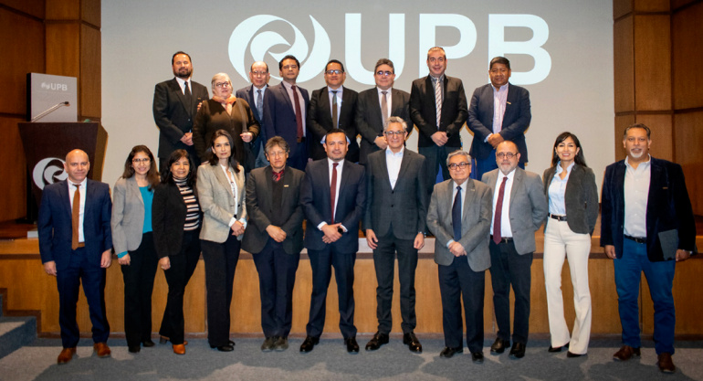 La UPB Nombra al Dr. Oscar Molina Tejerina como Nuevo Rector | UPB ...